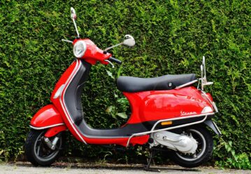 Can You Drive a Moped with a Class 7 Learners Permit in Alberta? - Know ...